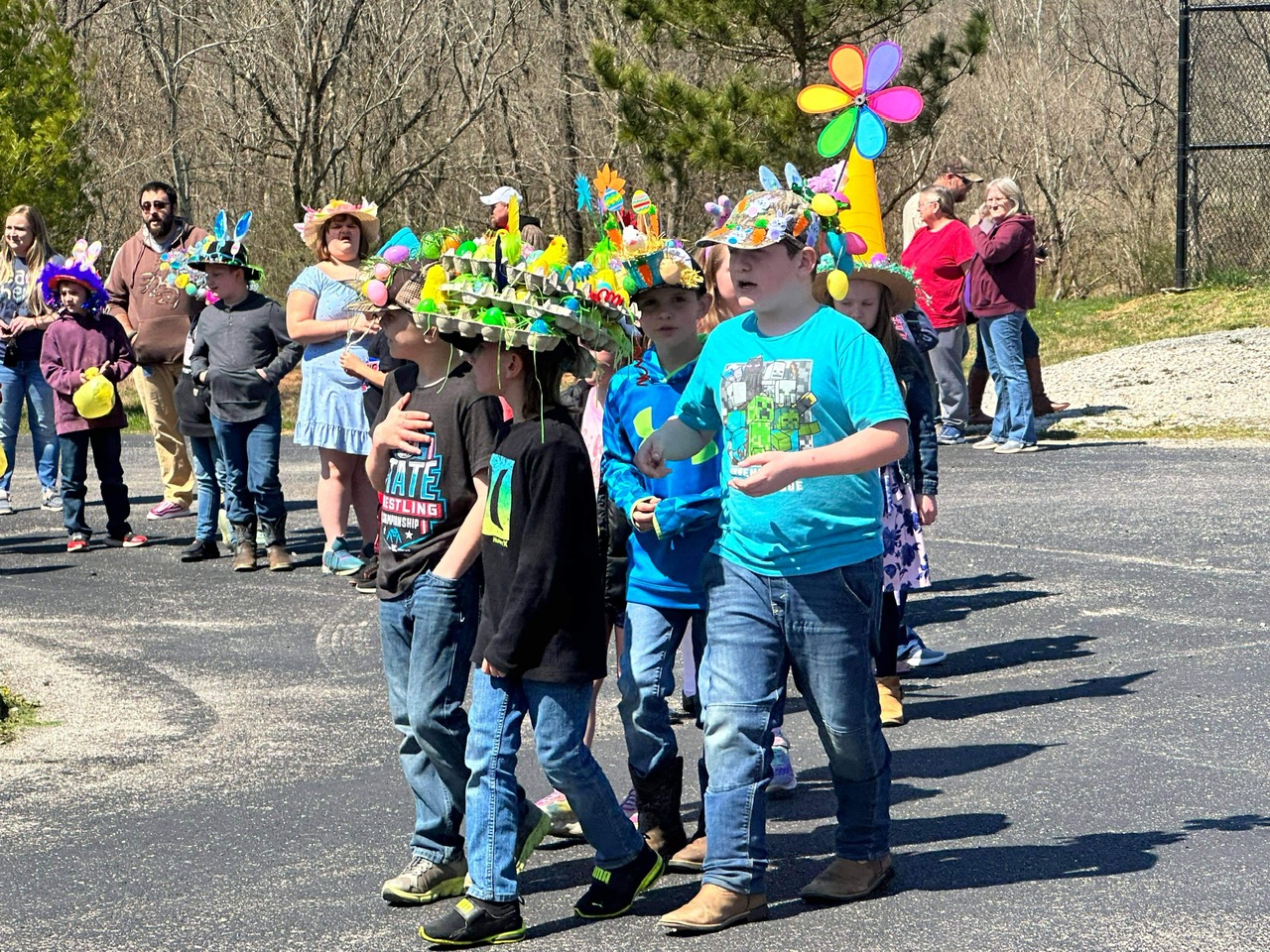 County Elementary Schools Hat Parades and Egg Hunts – Ridgeview News