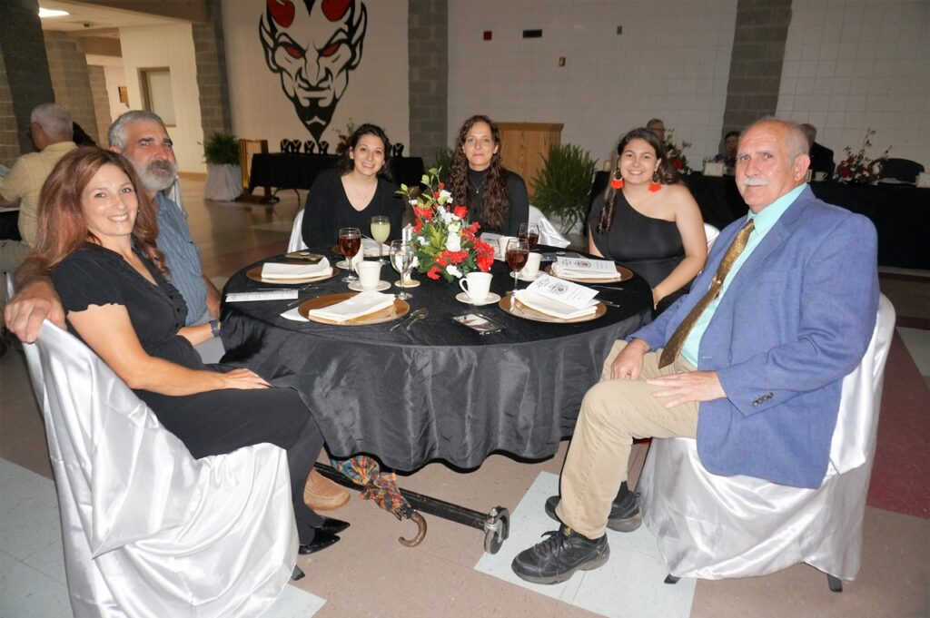 CMHS Highest Honors Banquet – Ridgeview News