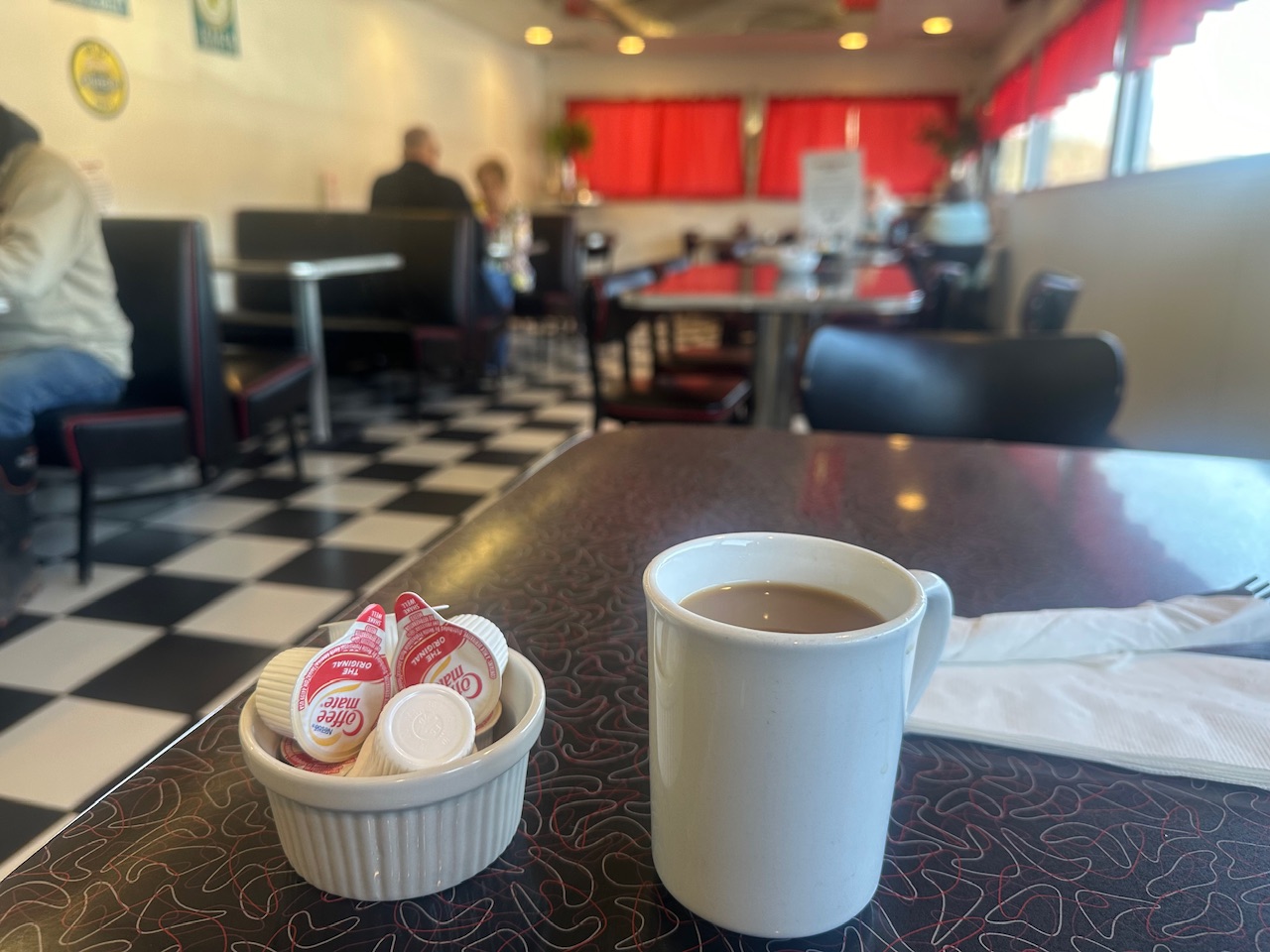 Have you been to Debbie’s Speedway Diner? – Ridgeview News