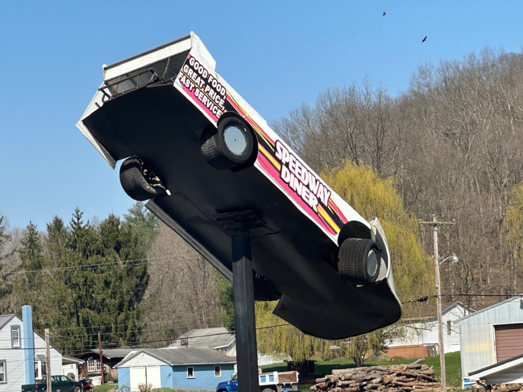 Have you been to Debbie’s Speedway Diner? – Ridgeview News